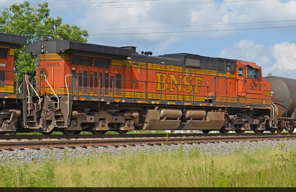 BNSF 5015